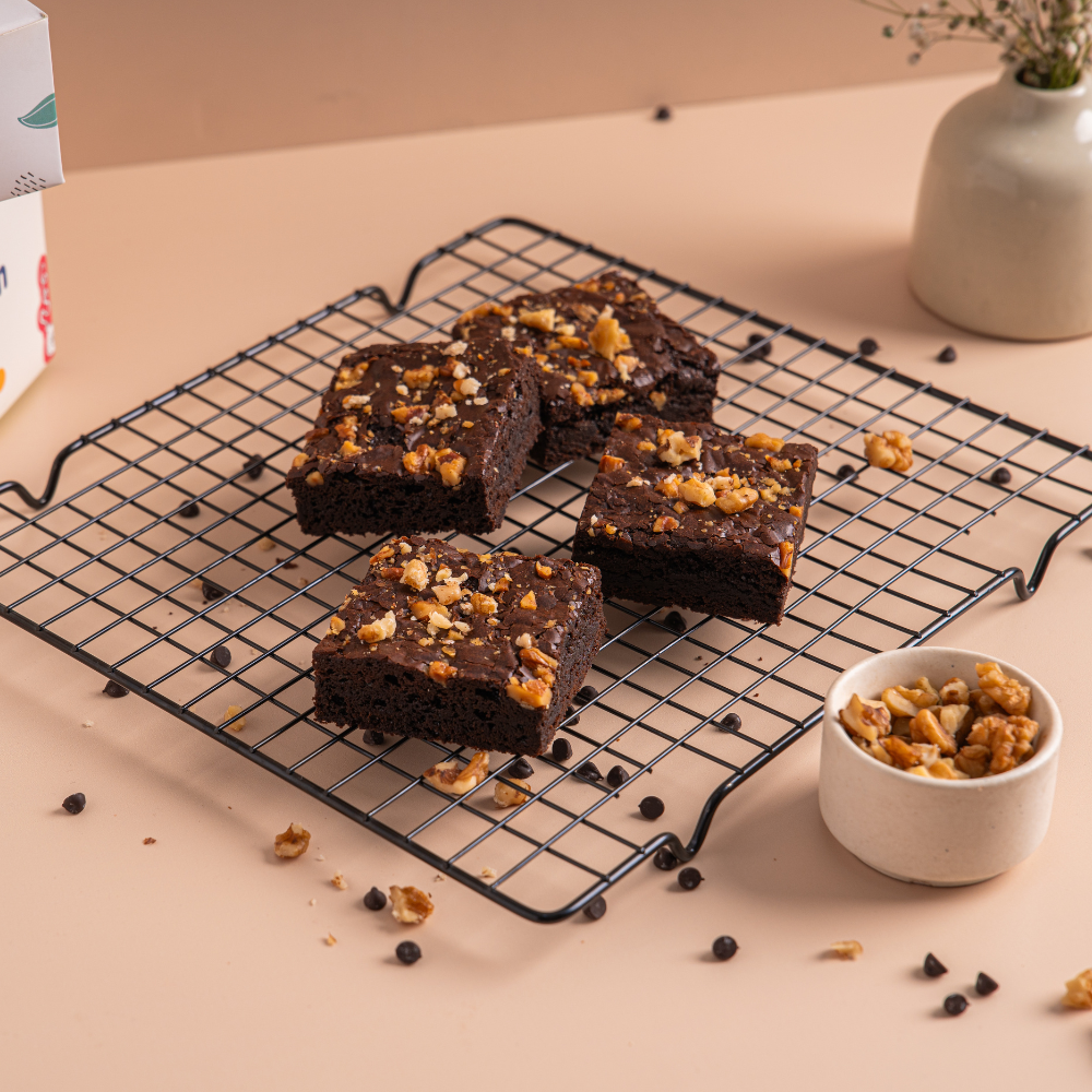 A Fudgy Walnut Brownie Gurgaon & Delhi NCR | Cakofy