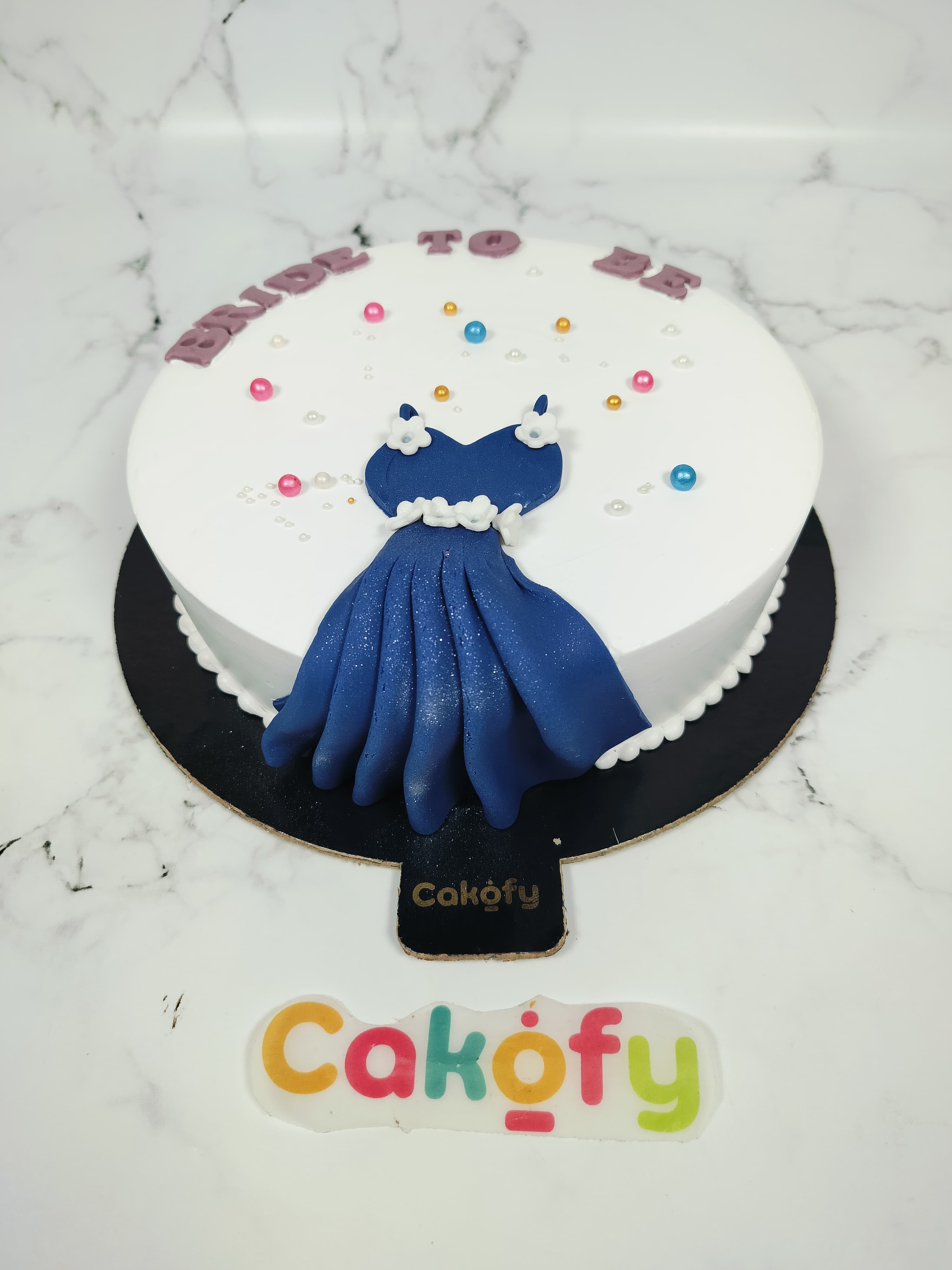 Bride To Be Dress Theme Cake – Cakofy